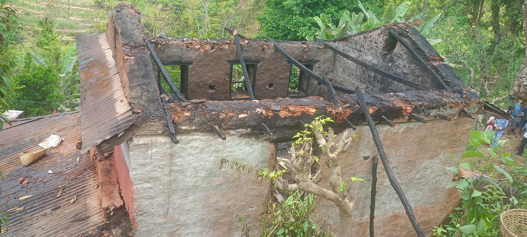 आगलागीबाट करिब बीस लाख क्षति | GandakNews